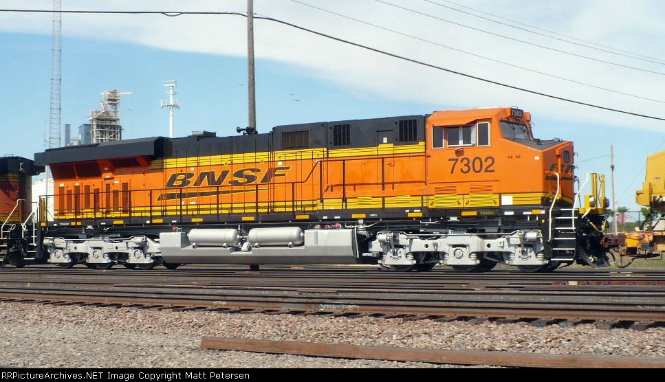 BNSF 7302